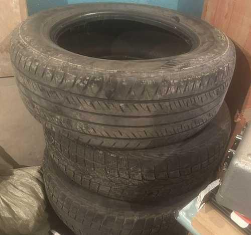 Dunlop Grandtrek ST20 235/65 R17 104
