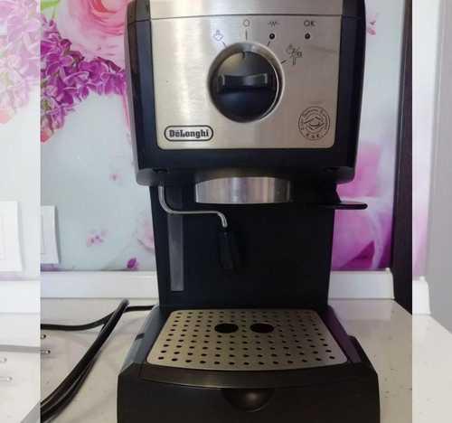 Кофеварка рожковая delonghi