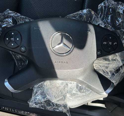 Подушка безопастности руля Mercedes-Benz w212