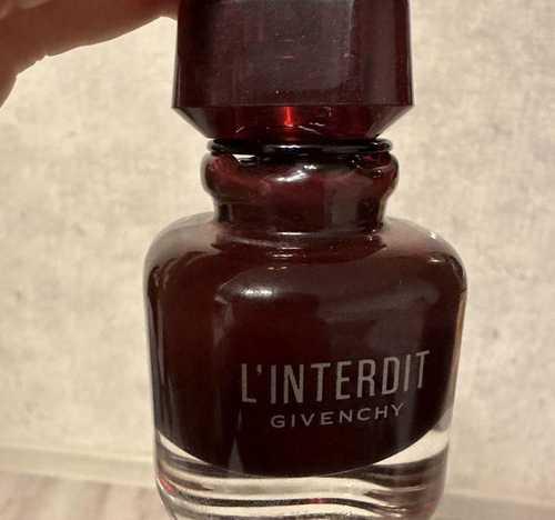 Givenchy linterdit rouge