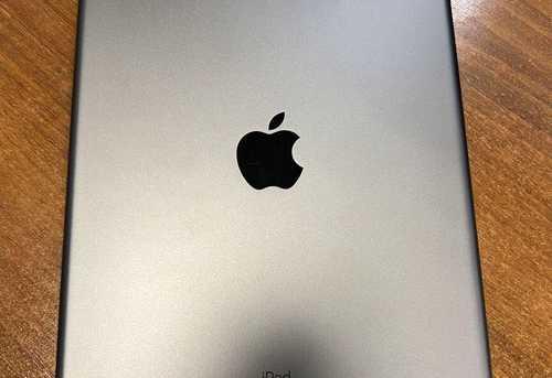 iPad 7 32gb wifi с чехлом smartcase