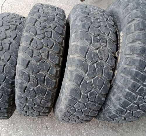 Bfgoodrich Mud-Terrain T/A KM2 215/75 R15