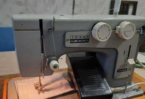 Электрическая швейная машинка чайка 3