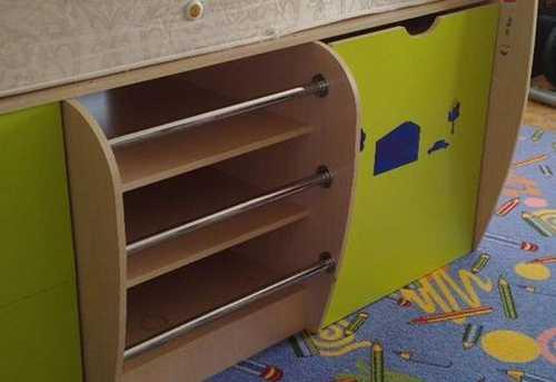 Детская кровать чердак со столом и ящиками б/у
