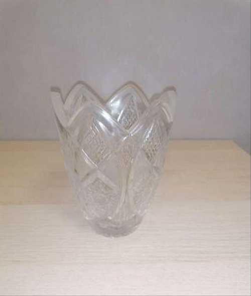 Хрустальная ваза тюльпан
