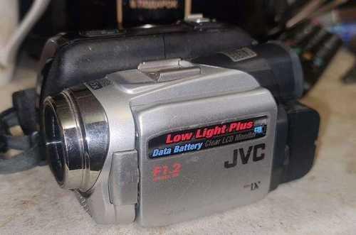 Видеокамера JVC mini dv, кассетная, под ремонт