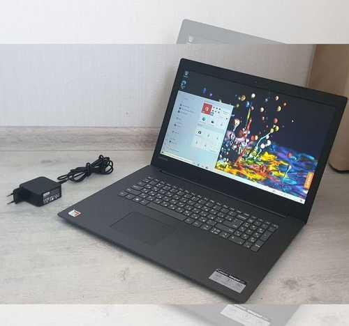 Ноутбук Lenovo 17.3" (16DDR4/SSD256/7Gen)