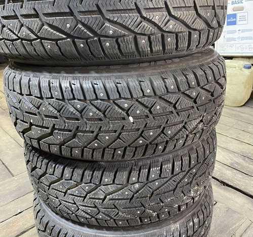 Tigar All Season SUV 215/60 R6.7 100