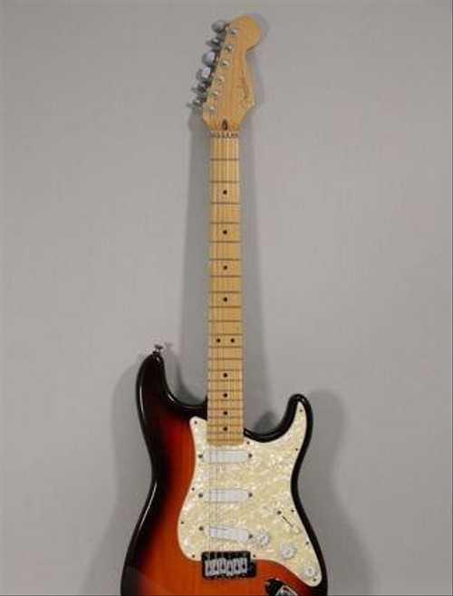 Электрогитара Fender Stratocaster Plus Deluxe Sunb