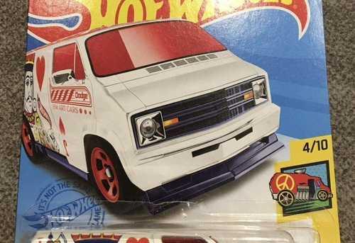 Hot Wheels Dodge Van TH брак