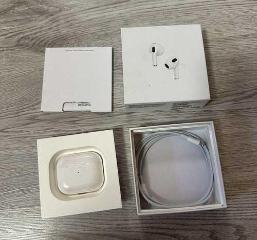 Airpods (3rd Generation)