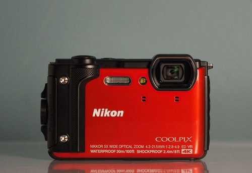 Nikon coolpix W300