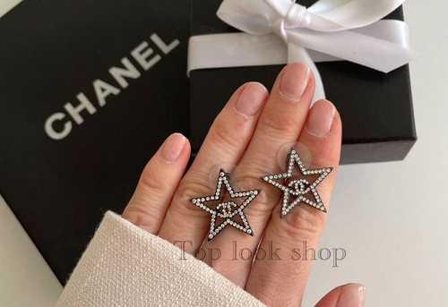 Серьги пусеты звезды Chanel