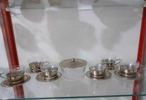 Набор подстаканников со стаканами и тарелочками