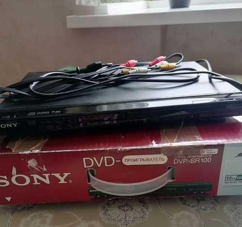 Dvd плеер Sony SR 100