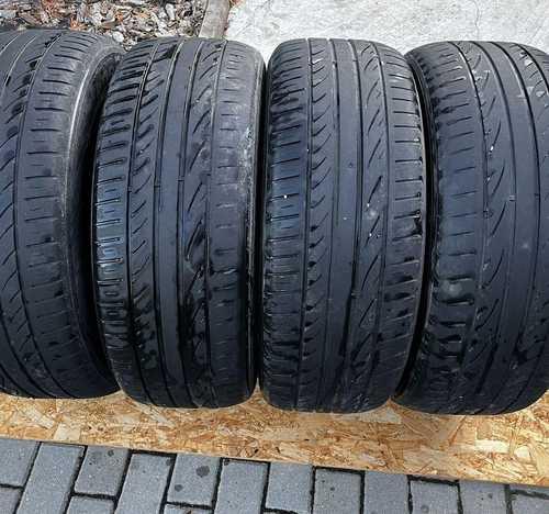Hankook Ventus ME01 K114 235/55 R18