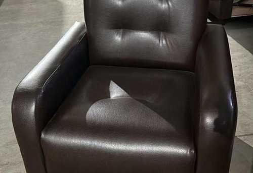 Кресло Аккорд коричневое