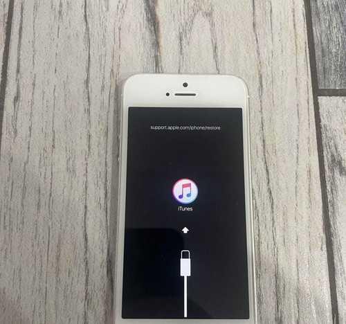 iPhone 5, 16 ГБ