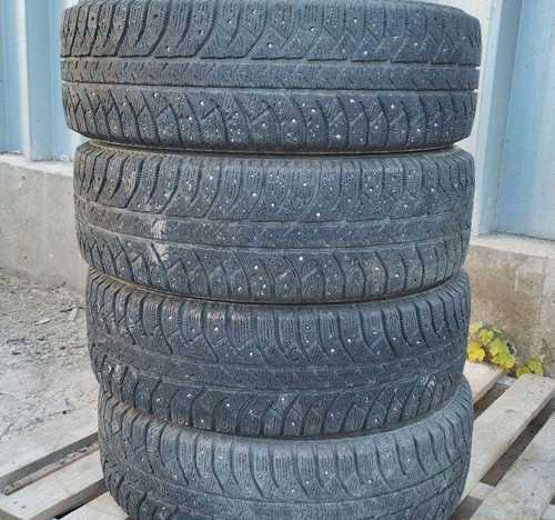 Bridgestone Ice Cruiser 7000 185/65 R15