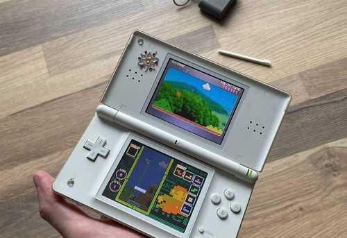 Nintendo DS Lite