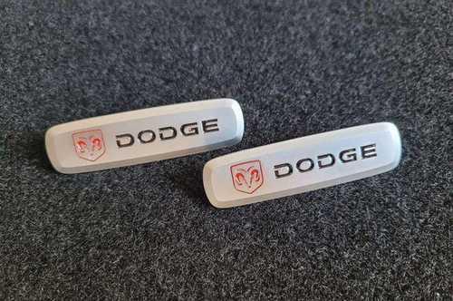 Логотип Dodge для ковриков