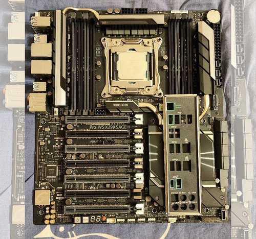 Asus Pro WS X299 sage II