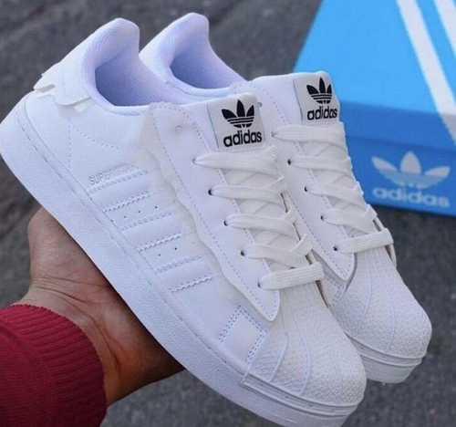 Женские кроссовки adidas superstar