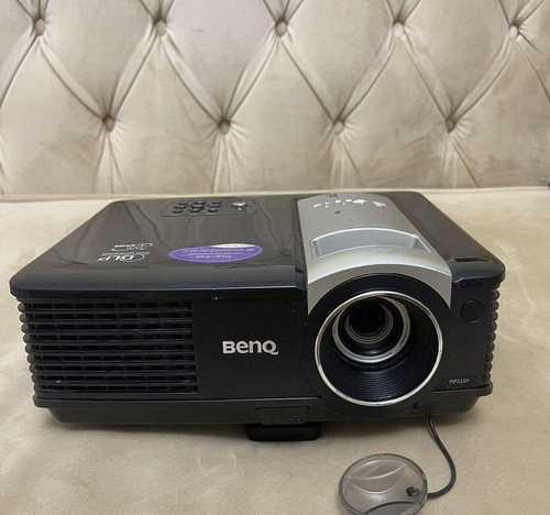 Цифровой проектор Benq MP525P