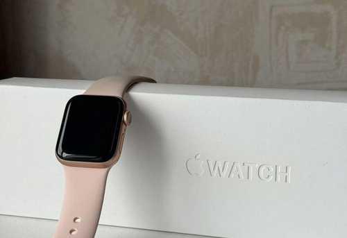 Apple Watch Series 6 40mm Gold