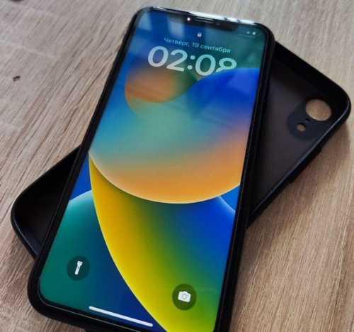 iPhone Xr, 64 ГБ