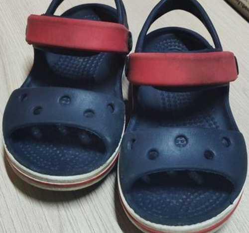 Сандалии детские crocs