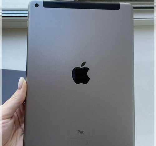 iPad 5 поколения 128 гб