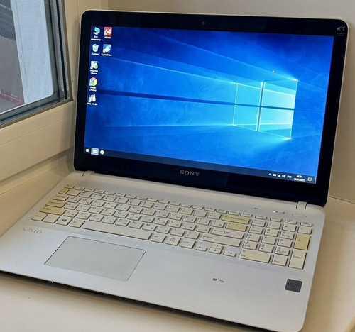 Ноутбук Sony vaio svf152c29v