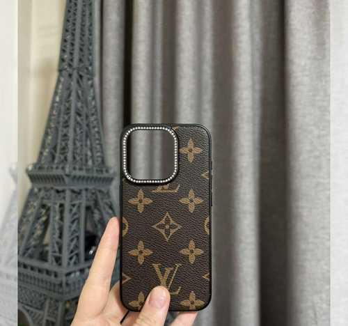 Чехол на iPhone 15 pro louis vuitton