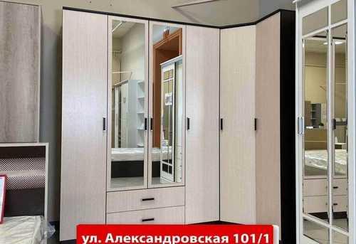 Шкаф на Александровской