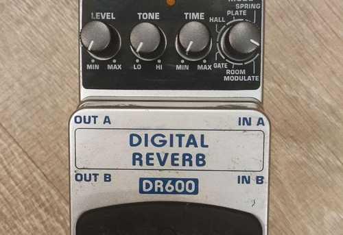 Гитарная педаль эффектов Behringer DR600