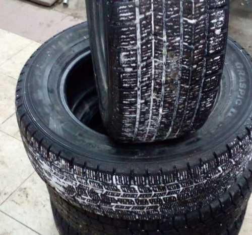 Dunlop Bi-Guard 950L 215/65 R16