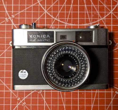 Пленочный фотоаппарат Konica EE-Matic Deluxe