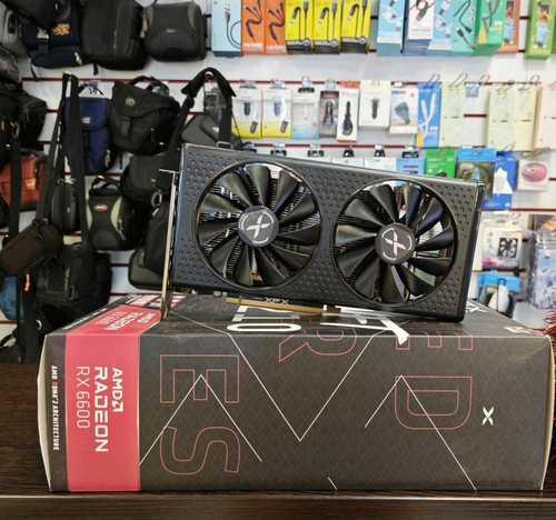 XFX AMD Radeon RX 6600 Speedster swft 210 core