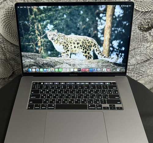 MacBook Pro 16 i9 5600M 4TB 64GB