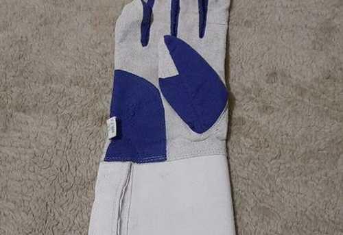 Перчатки для фехтования правая