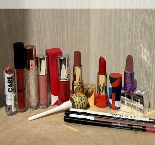 Помады MAC, Sephora и т.д., блески, карандаши