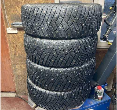 Goodyear Ultra Grip Ice Arctic 2 215/60 R16