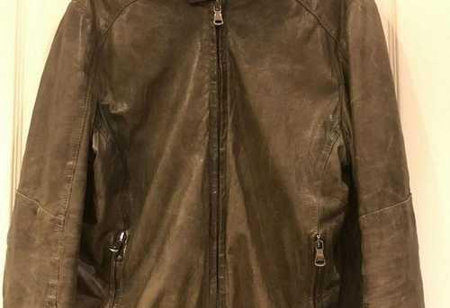 Куртка мужская кожанная фирмы armani jeans