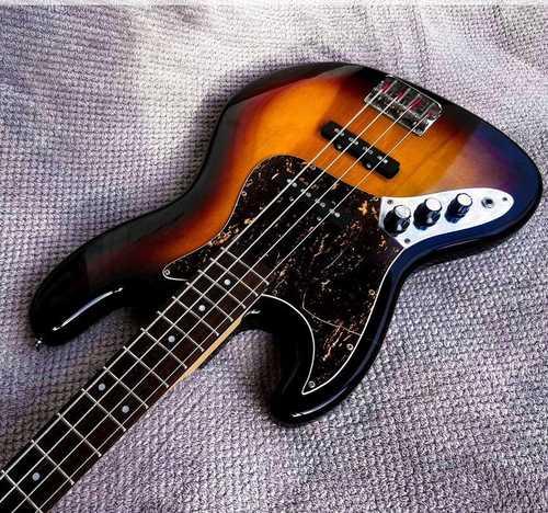 Photogenic Jazz Bass Left-Handed