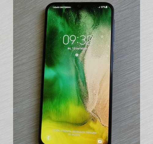 Samsung Galaxy A40, 4/64 ГБ