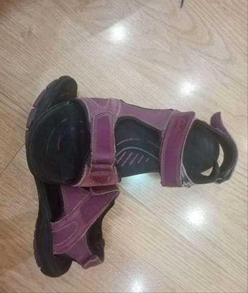 Сандалии Clarks