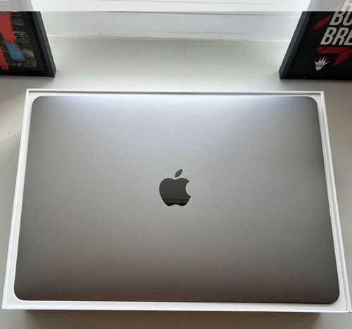 Macbook pro 13 model A1708