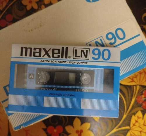 Аудиокассеты новые maxell