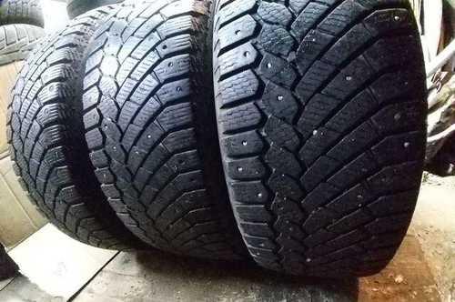 Gislaved Nord Frost 200 215/60 R16